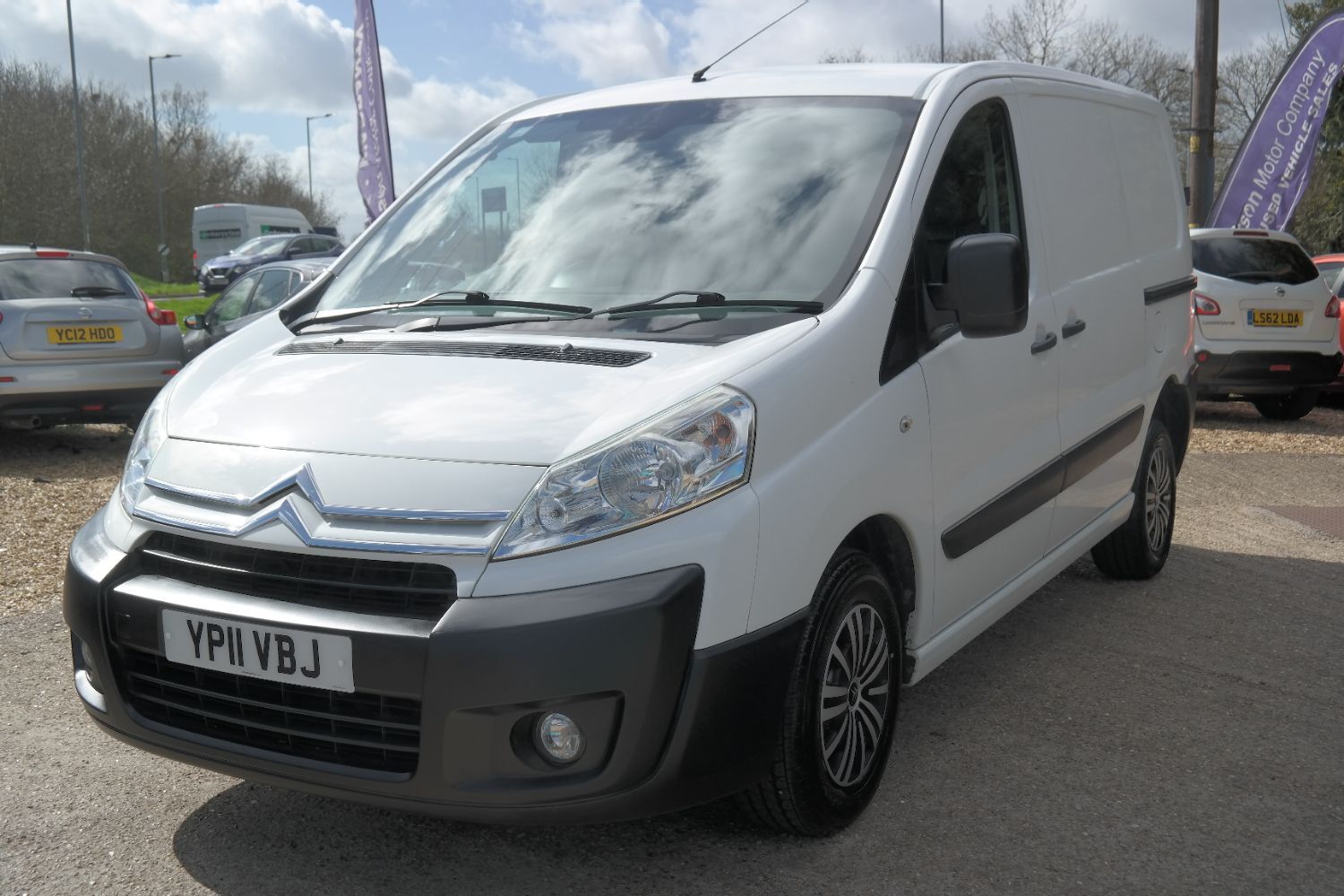 Used CITROEN DISPATCH 2011 White in Huntingdon, Cambridgeshire ...